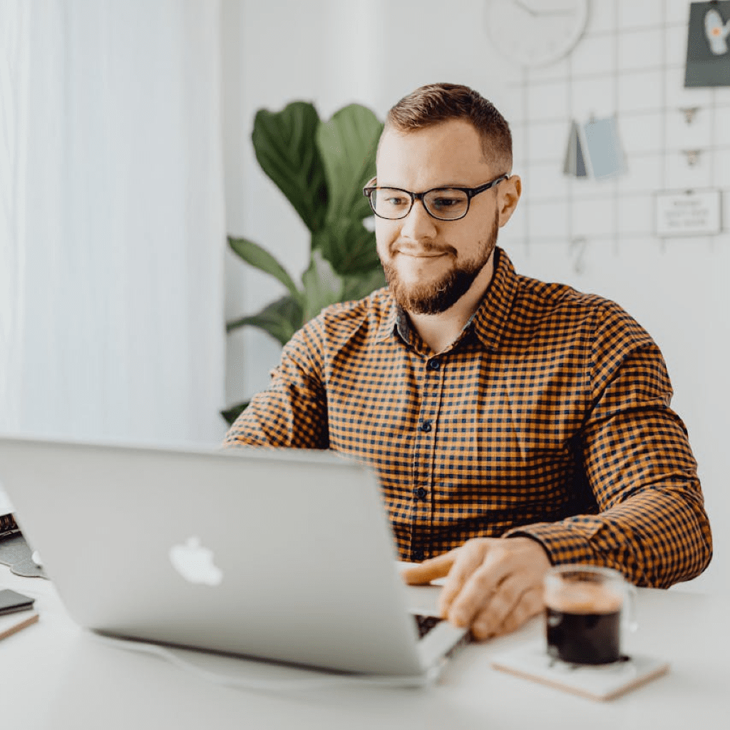 Comparing the Best IMO for Insurance Agents: Case Design & B2B Growth ...